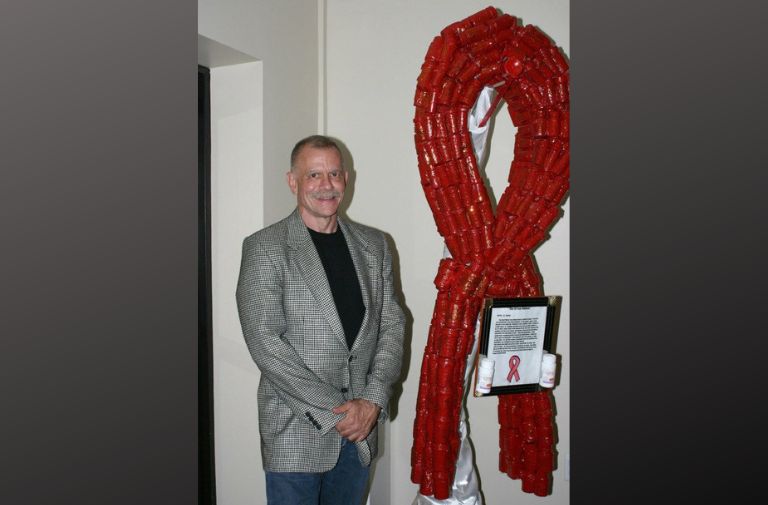 POZitive Attitudes Supporting HIV+ Community