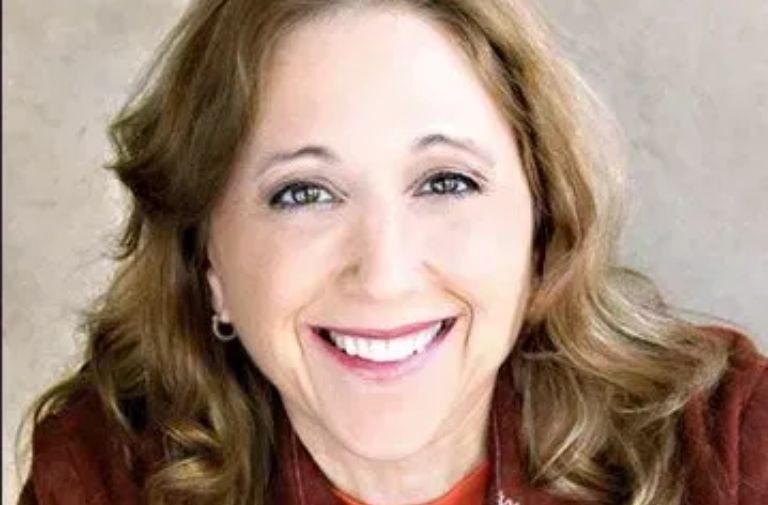 Hillary in ‘Wonderland’ - An Interview with Hillary Carlip