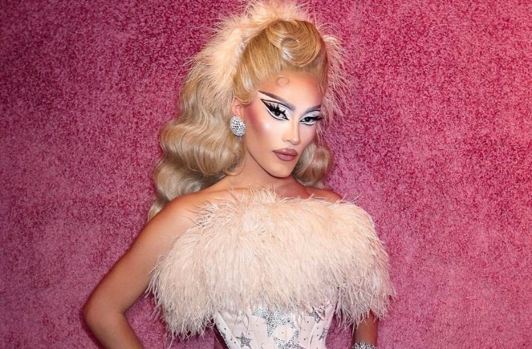 Jewels Sparkles Comes Home For The Holidays With A Drag Queen Christmas